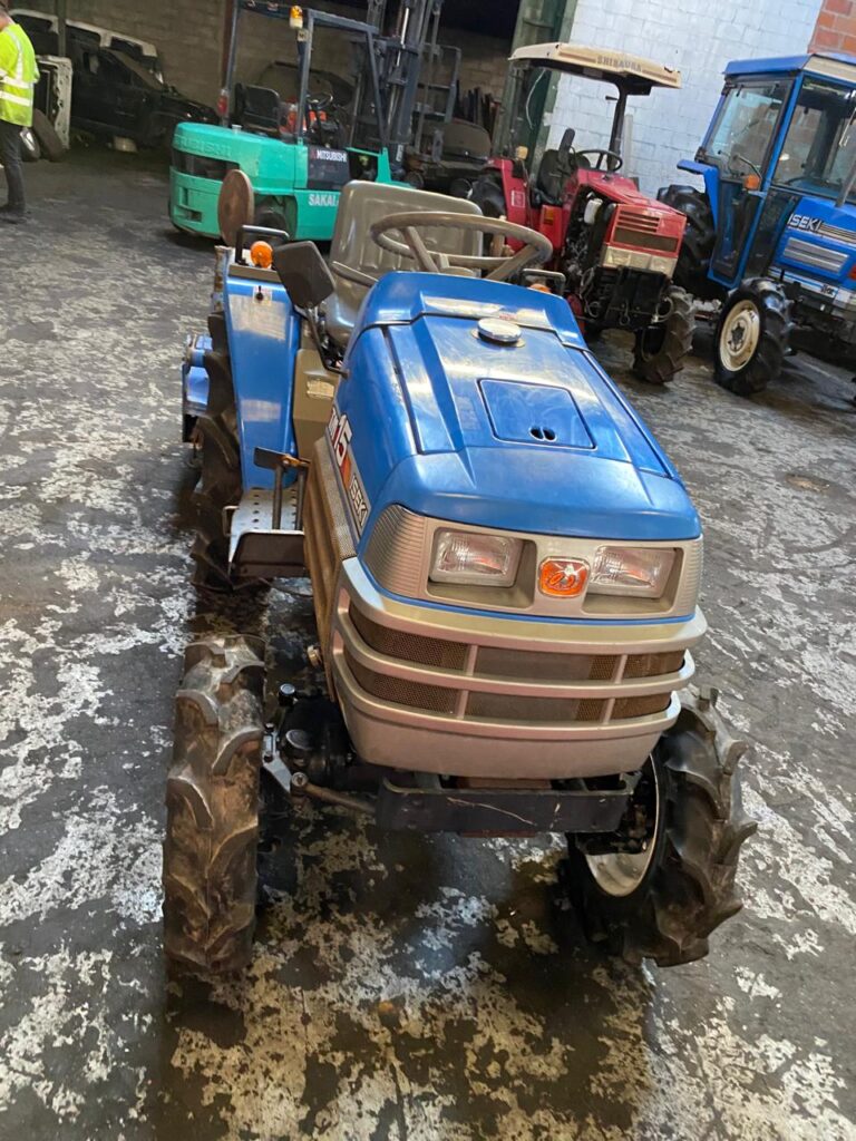 ISEKI TM15 - Import. Export. Sakai Maquinarias Ltda
